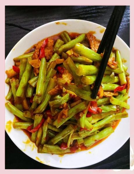 豆角炒肉的热量是多少_减肥能吃吗-第3张图片-山城妙识