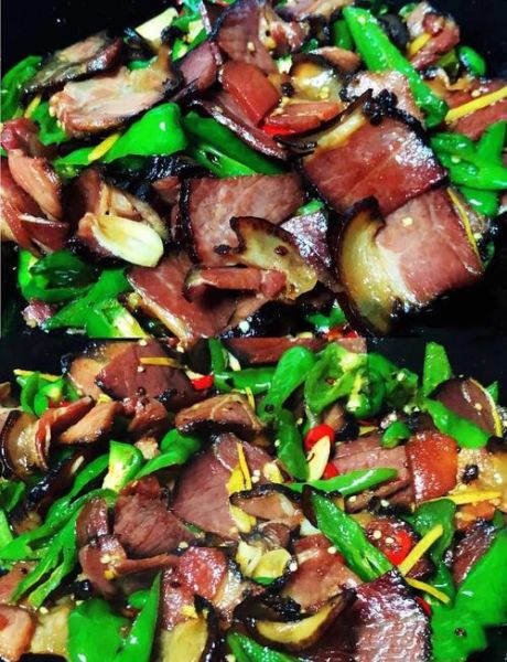 用什么炒腊肉比较好吃_腊肉炒什么菜最香-第3张图片-山城妙识