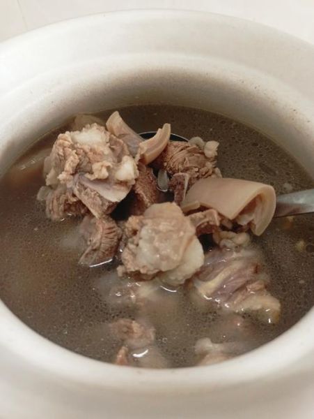 汤锅羊肉的做法大全_怎样炖出奶白汤锅羊肉-第1张图片-山城妙识