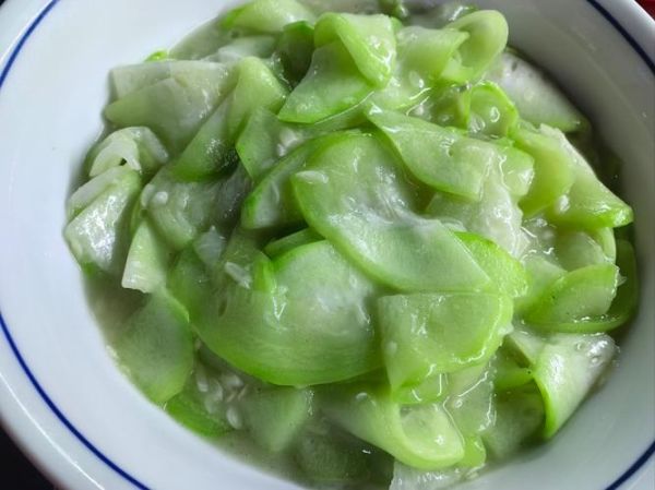 清炒丝瓜要几分钟才熟_丝瓜炒多久口感最佳-第1张图片-山城妙识