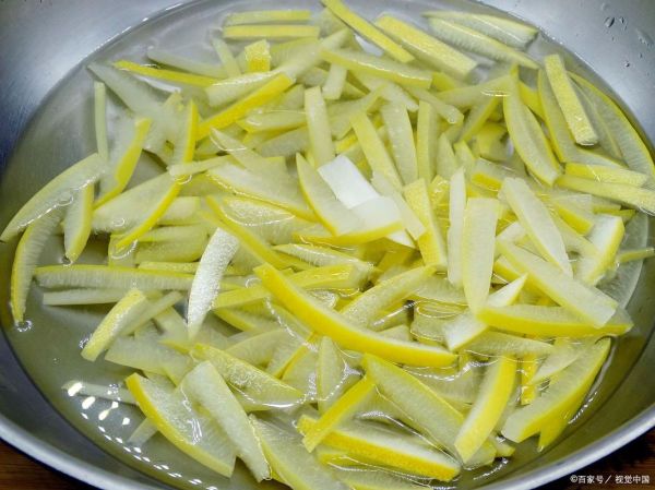 凉拌柚子皮怎么做_柚子皮去苦味技巧-第3张图片-山城妙识