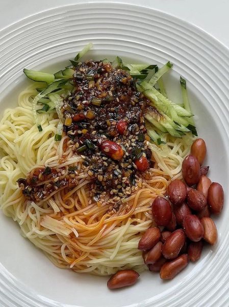 凉面图片高清大图哪里找_凉面高清图怎么拍-第1张图片-山城妙识