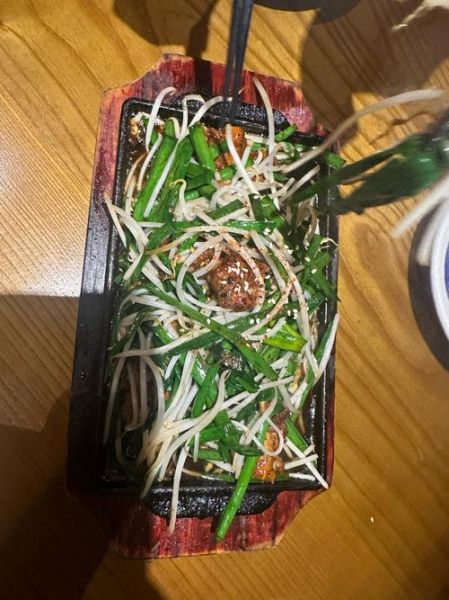 韭菜炒鸡肝怎么做_韭菜炒鸡肝的功效与禁忌-第3张图片-山城妙识