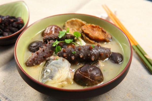 鲍鱼海参汤怎么做_鲍鱼海参汤的家常做法-第1张图片-山城妙识