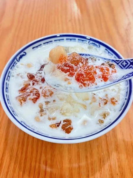 牛奶桃胶银耳羹怎么做_桃胶要泡多久-第1张图片-山城妙识