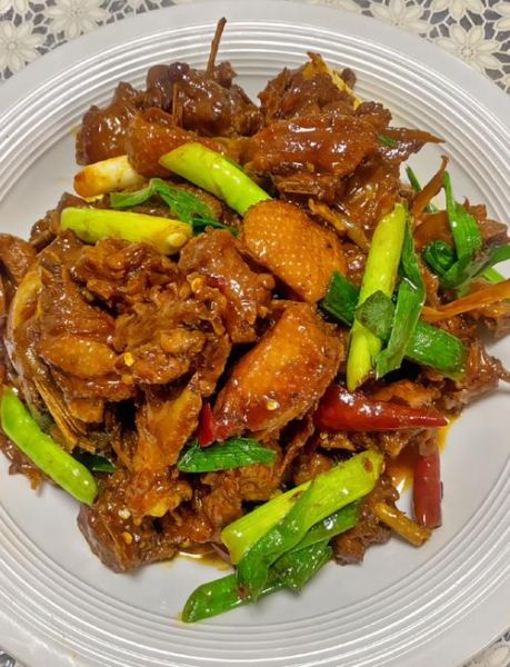 啤酒鸭怎么做好吃又不腥_啤酒鸭去腥技巧-第1张图片-山城妙识