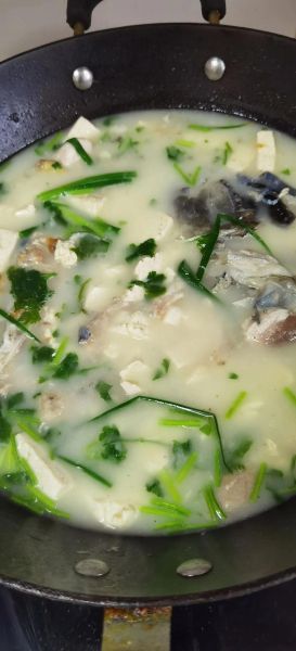 广东鱼头豆腐汤怎么做_鱼头豆腐汤正宗做法-第2张图片-山城妙识