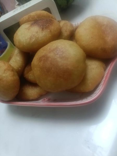 老式炸果子怎么做_老式炸果子配方比例-第1张图片-山城妙识