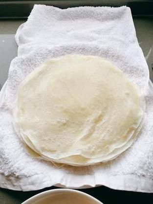 春卷皮子怎么做_春卷皮用什么面粉-第1张图片-山城妙识