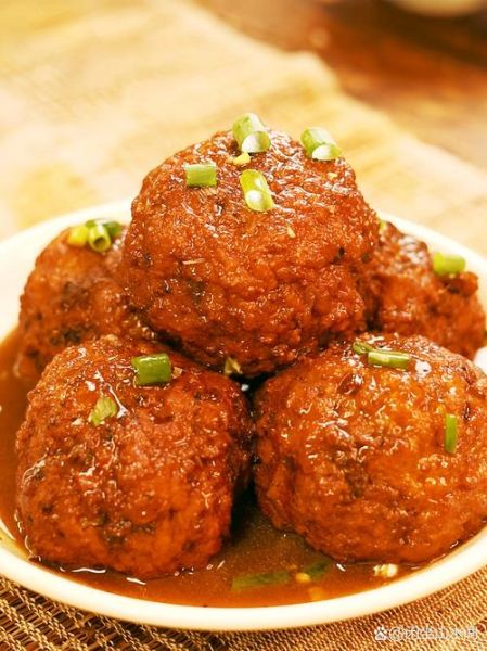 红烧狮子头怎么做_正宗做法视频步骤-第3张图片-山城妙识