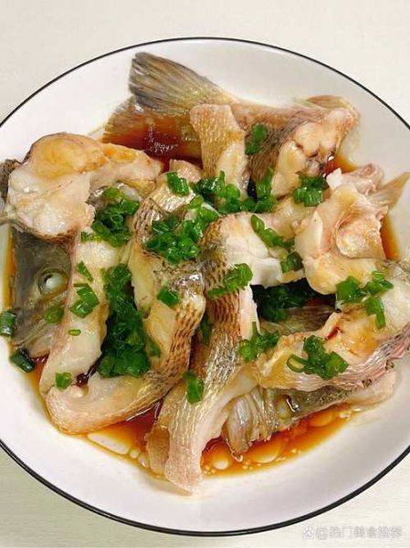 海鲈鱼清蒸好还是红烧_清蒸和红烧哪个更鲜-第3张图片-山城妙识