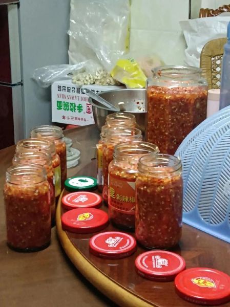 西红柿辣椒酱怎么做_西红柿辣椒酱的保存方法-第2张图片-山城妙识