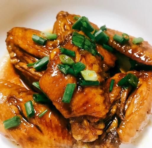 电饭锅鸡翅怎么做_电饭锅鸡翅需要焯水吗-第3张图片-山城妙识