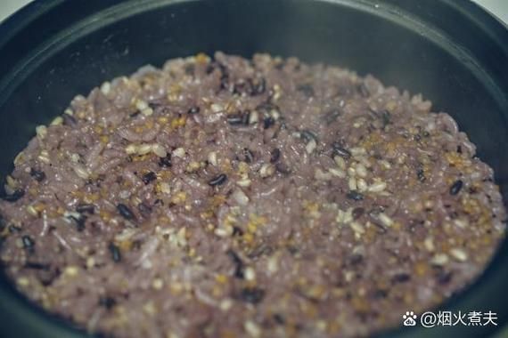 电饭煲煮杂粮粥的做法窍门_杂粮粥不溢锅技巧-第1张图片-山城妙识