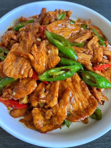 辣椒炒鸡胸肉怎么做_辣椒炒鸡胸肉热量高吗-第3张图片-山城妙识 辣椒炒鸡胸肉怎么做_辣椒炒鸡胸肉热量高吗-第3张图片-山城妙识