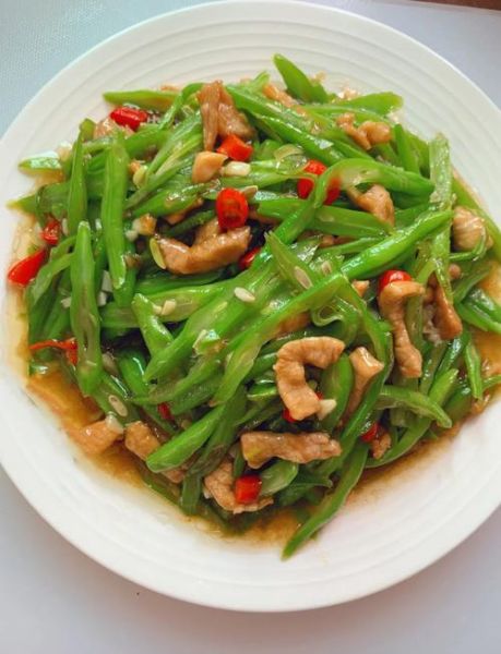 四季豆炒肉片怎么做_四季豆炒肉片步骤-第1张图片-山城妙识