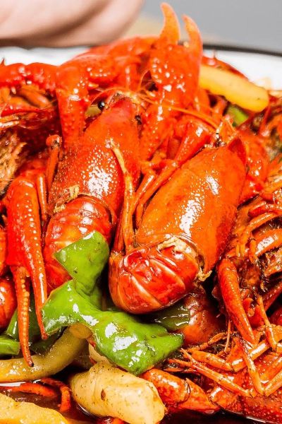 小龙虾吃什么食物_小龙虾最爱吃什么-第1张图片-山城妙识 小龙虾吃什么食物_小龙虾最爱吃什么-第1张图片-山城妙识