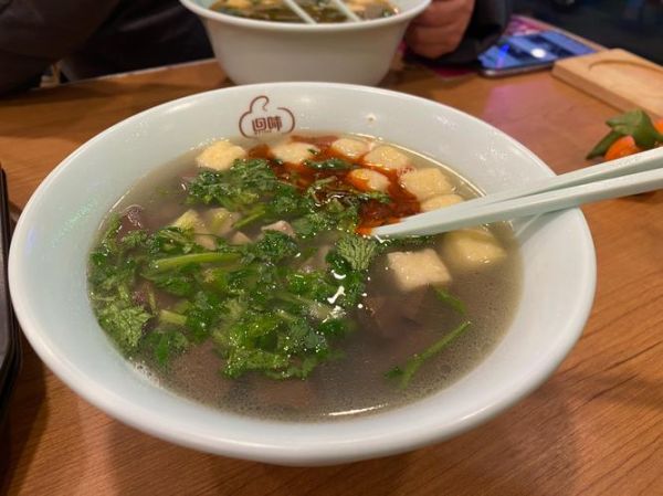 鸭血粉丝汤正宗做法_鸭血粉丝汤哪里最出名-第3张图片-山城妙识 鸭血粉丝汤正宗做法_鸭血粉丝汤哪里最出名-第3张图片-山城妙识