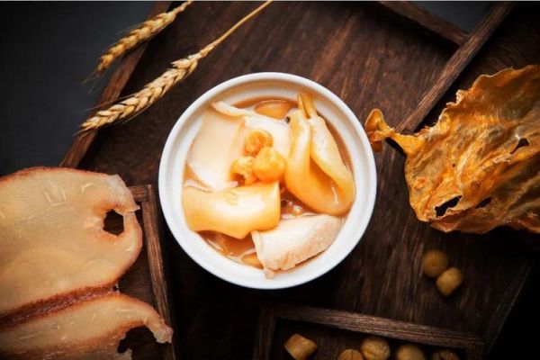 鱼肚参汤的做法_鱼肚参汤的功效与禁忌-第2张图片-山城妙识