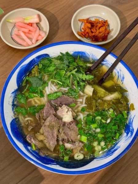 贵州牛肉汤的做法_贵州牛肉汤配料有哪些-第1张图片-山城妙识