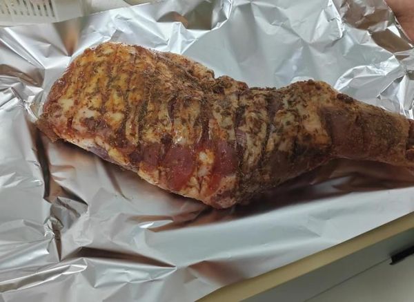 烤羊腿怎么腌制才入味_烤羊腿用烤箱还是炭火-第2张图片-山城妙识