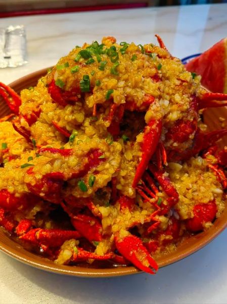 蒜泥龙虾怎么做_正宗蒜泥龙虾的做法-第1张图片-山城妙识 蒜泥龙虾怎么做_正宗蒜泥龙虾的做法-第1张图片-山城妙识