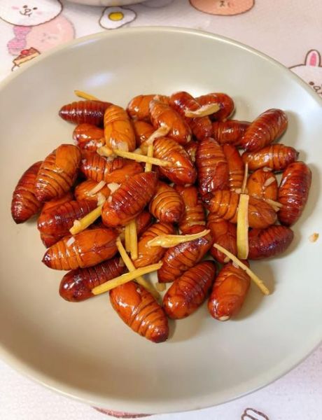 蚕蛹没焯水直接能炒吗_蚕蛹不焯水炒多久熟-第1张图片-山城妙识