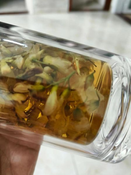 槐花茶怎么做_槐花茶简单做法-第2张图片-山城妙识 槐花茶怎么做_槐花茶简单做法-第2张图片-山城妙识