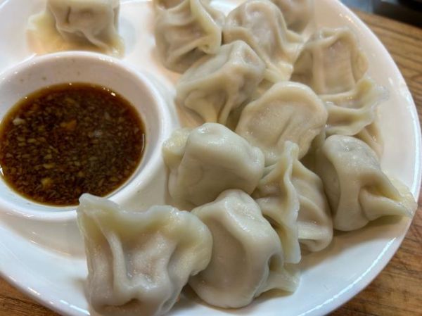 羊肉馅饺子放什么菜好吃_羊肉饺子最佳配菜推荐-第1张图片-山城妙识