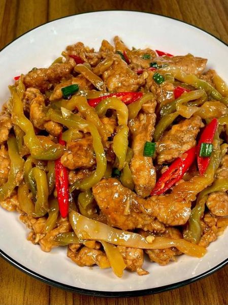 肉丝榨菜怎么炒好吃_榨菜炒肉丝的秘诀-第3张图片-山城妙识 肉丝榨菜怎么炒好吃_榨菜炒肉丝的秘诀-第3张图片-山城妙识