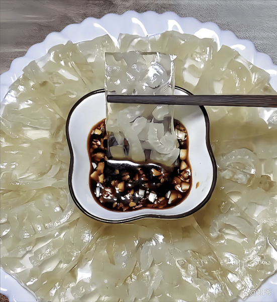 夏天熬皮冻能凝固吗_夏天做皮冻不凝固怎么办-第3张图片-山城妙识