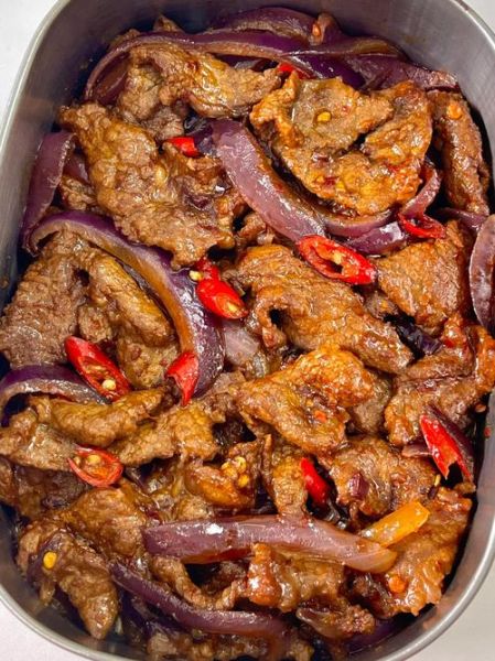 洋葱炒牛肉片怎么炒才嫩_洋葱炒牛肉片用哪个部位最好-第3张图片-山城妙识