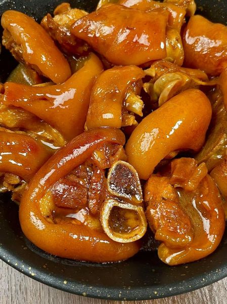 红烧猪蹄怎么做_王刚正宗做法-第1张图片-山城妙识