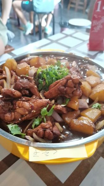 运城大盘鸡怎么做_运城大盘鸡正宗配料-第1张图片-山城妙识