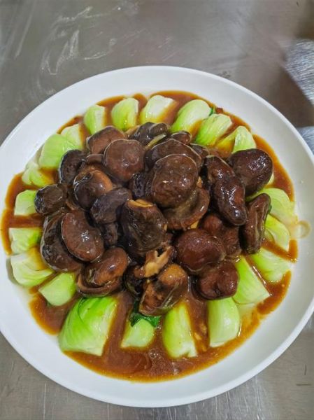 冬菇扒菜胆寓意是什么_冬菇扒菜胆象征什么-第2张图片-山城妙识