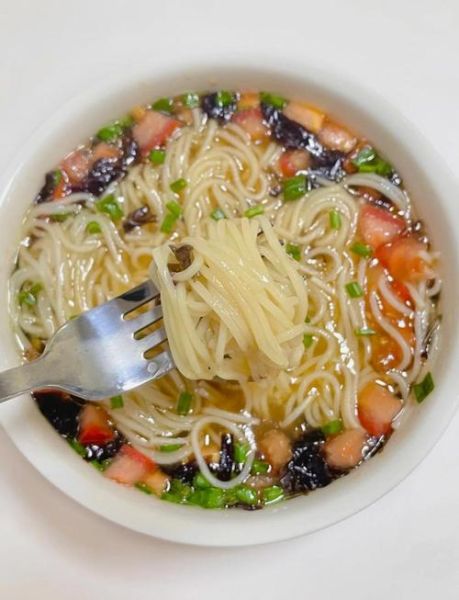 清汤面怎么做好吃_清汤面的做法大全-第1张图片-山城妙识 清汤面怎么做好吃_清汤面的做法大全-第1张图片-山城妙识