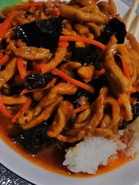 鱼香肉丝盖饭热量_减肥能吃吗-第2张图片-山城妙识 鱼香肉丝盖饭热量_减肥能吃吗-第2张图片-山城妙识