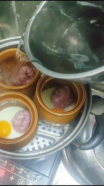 肉饼汤怎么做又嫩又好吃_肉饼汤不柴的秘诀-第1张图片-山城妙识