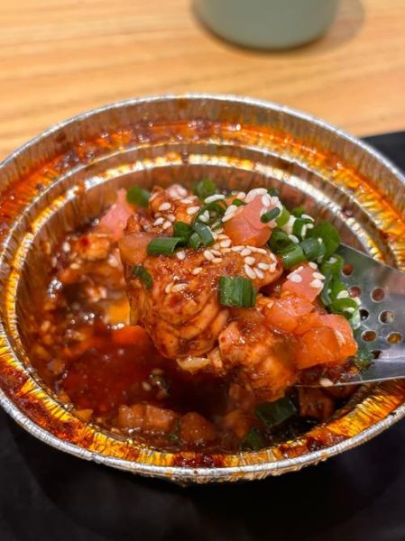 锡纸烤脑花怎么做_烤脑花用锡纸还是烤盘-第1张图片-山城妙识