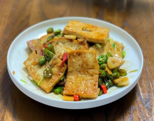 香煎嫩豆腐怎么做好吃_家常做法步骤-第1张图片-山城妙识