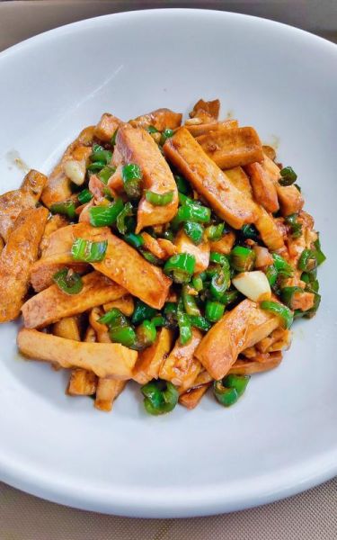 香干炒辣椒怎么炒好吃_香干炒辣椒家常做法-第1张图片-山城妙识