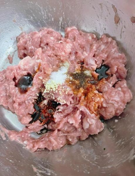 生煎包怎么煎不破皮_生煎包底部金黄技巧-第2张图片-山城妙识