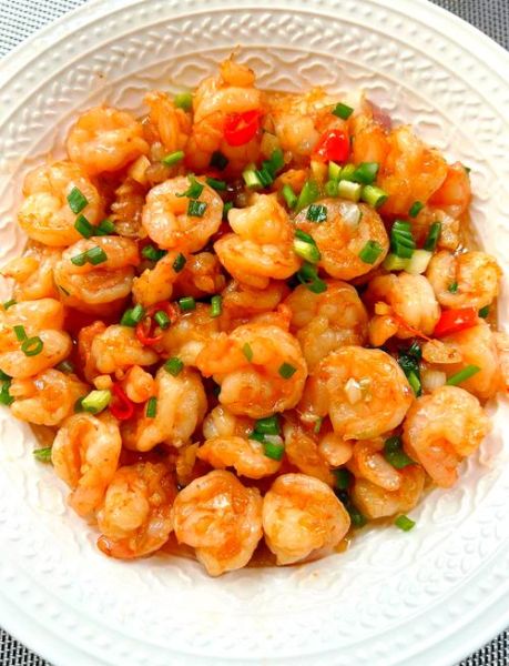 辣椒炒虾仁怎么做_辣椒炒虾仁家常做法-第1张图片-山城妙识