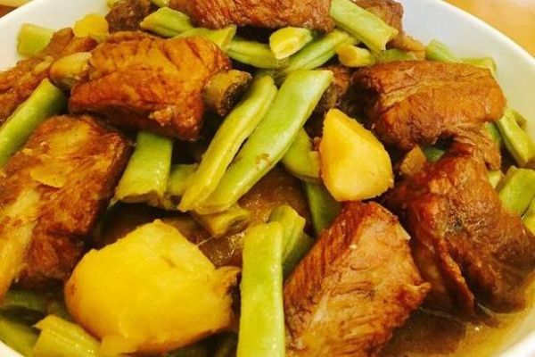 四季豆炖土豆怎么做好吃_四季豆炖土豆用焯水吗-第3张图片-山城妙识