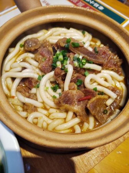 清汤土豆粉怎么做_土豆粉汤底怎么熬才鲜-第2张图片-山城妙识