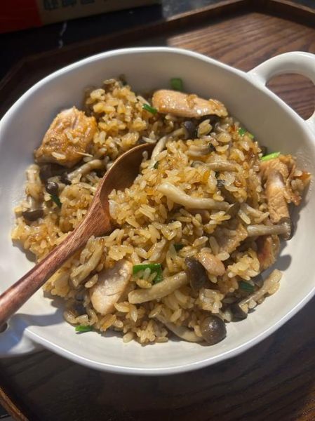 焖饭怎么读_焖饭的正确读音是什么-第1张图片-山城妙识