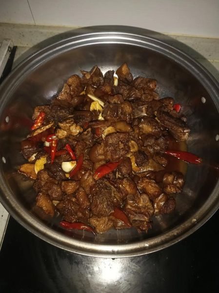 红烧狗肉怎么做好吃_红烧狗肉的做法视频-第3张图片-山城妙识