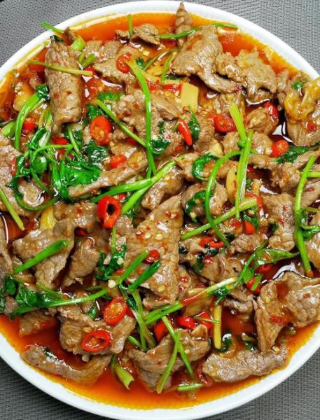 家常爆炒牛肉怎么做窍门_牛肉嫩滑不柴技巧-第3张图片-山城妙识