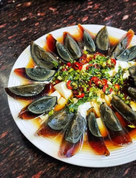 皮蛋豆腐怎么做_凉拌皮蛋豆腐的窍门-第1张图片-山城妙识