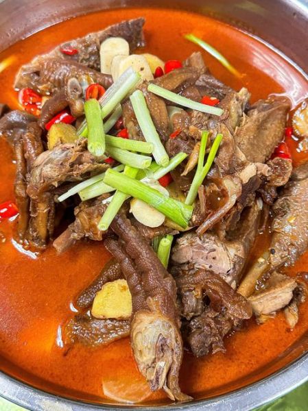 鸭火锅的做法_最正宗的做法-第1张图片-山城妙识